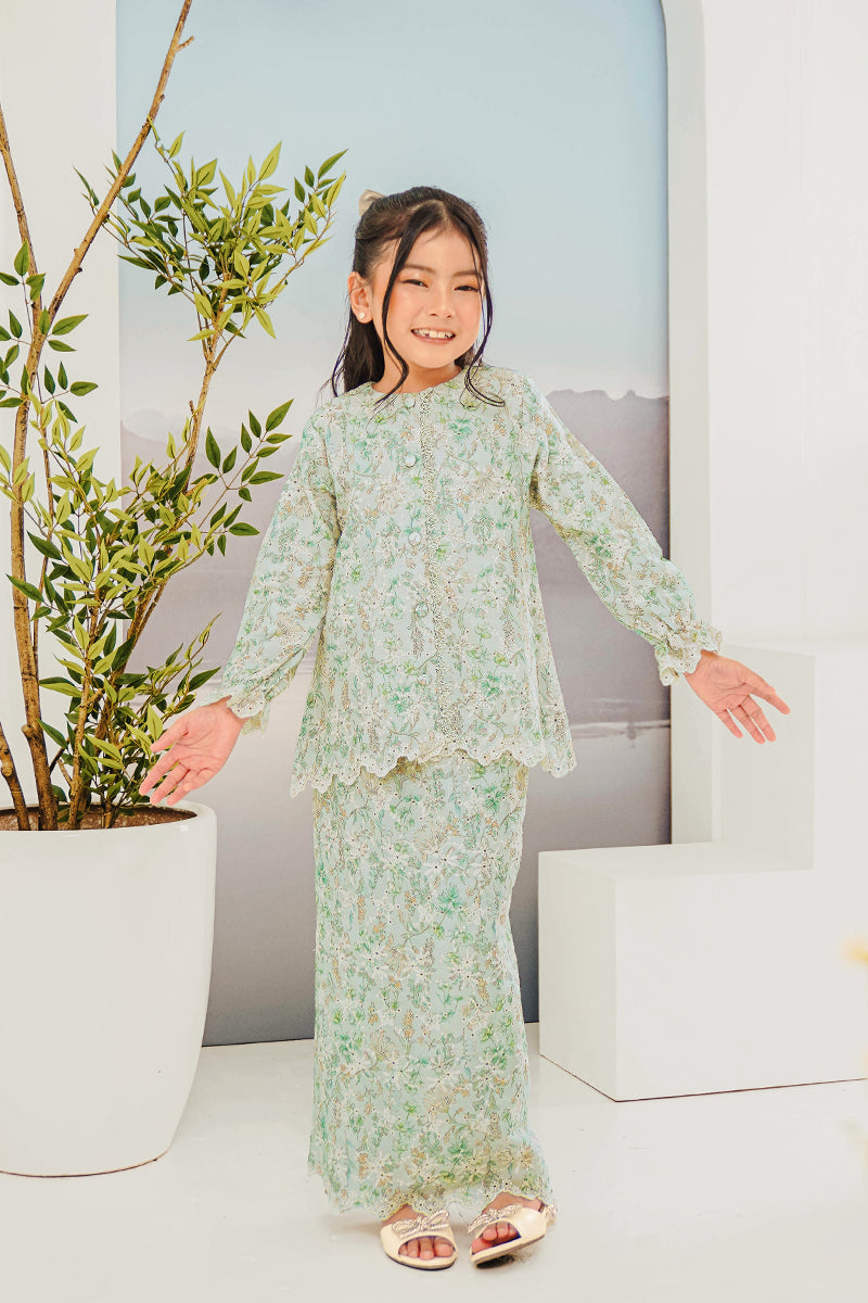 KAPAS SENJA 02 KIDS - Sage Green – ANIES IMAN EMPIRE